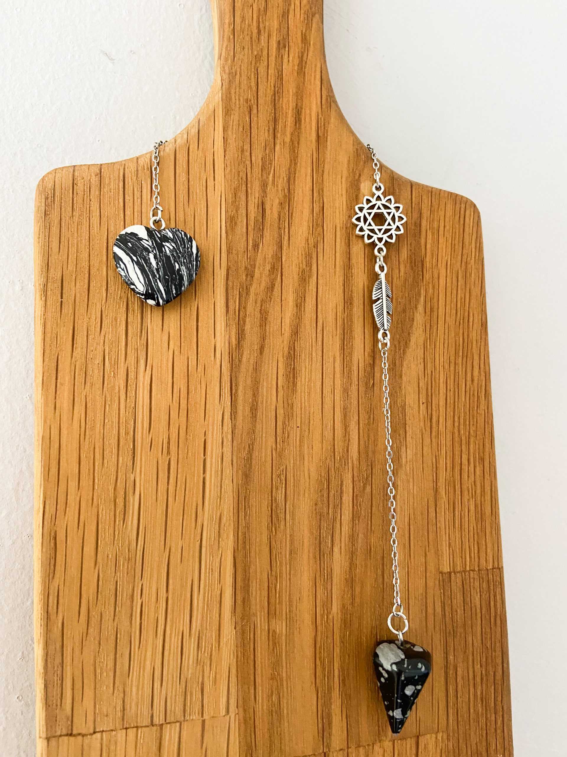 Zebra Marble Dowsing Pendulum - Dragonfly Dreams